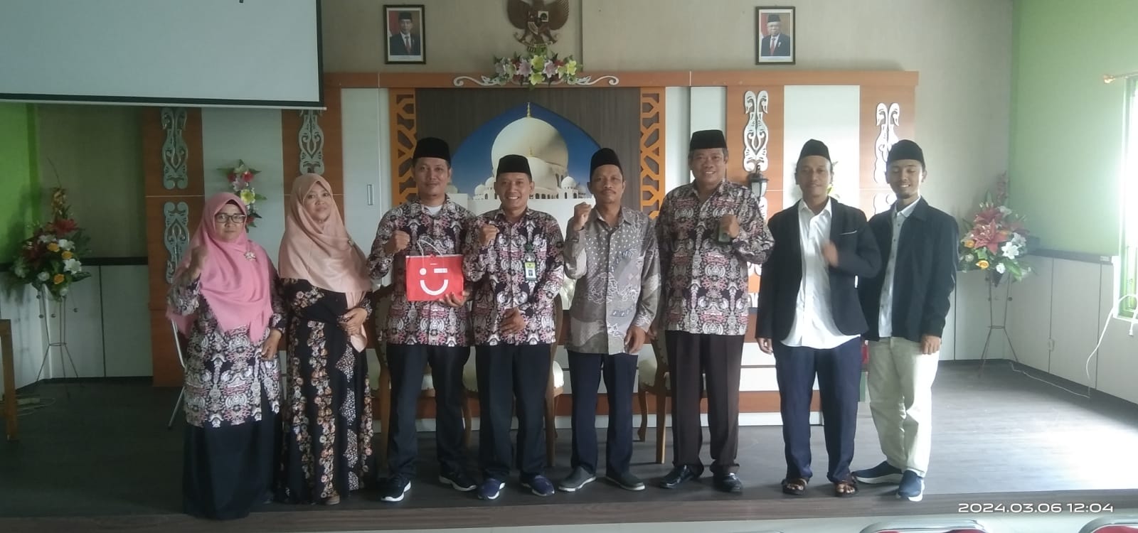 Kepala KUA Kotagede Lepas dan Sambut Pegawai dalam Rakordasi Penyuluh ... Kepala KUA Kotagede Lepas dan Sambut Pegawai dalam Rakordasi Penyuluh ...